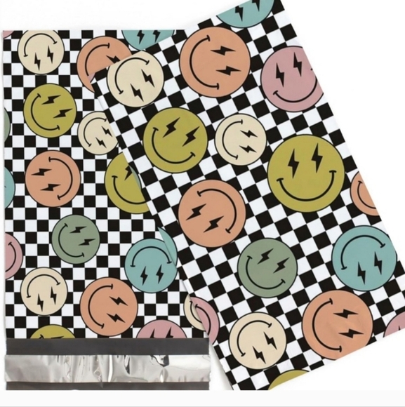 Office | Smiley Face Polymailer Packages | Poshmark